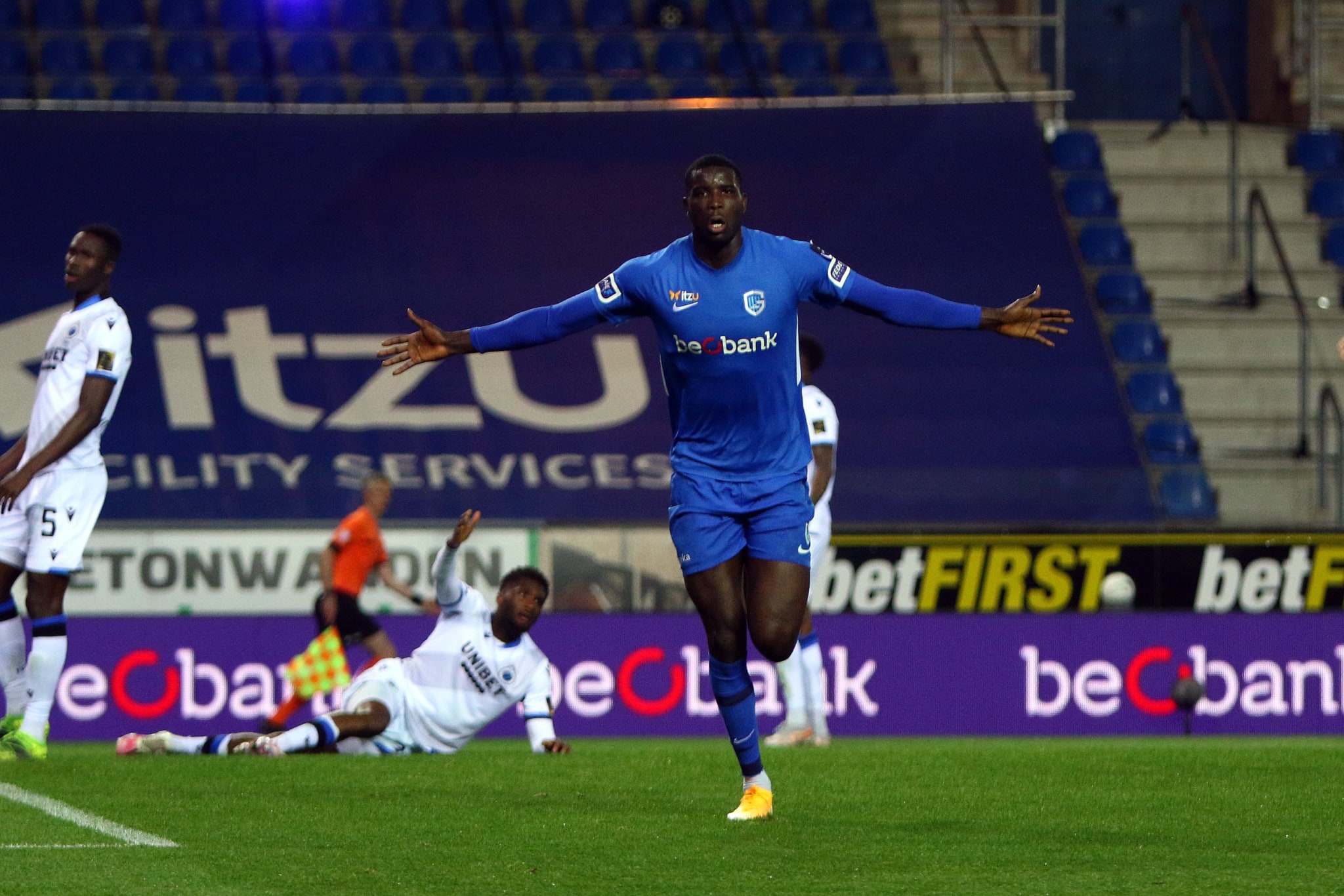 Onuachu toch nog weg bij KRC Genk? - Voetbalbelgie.be