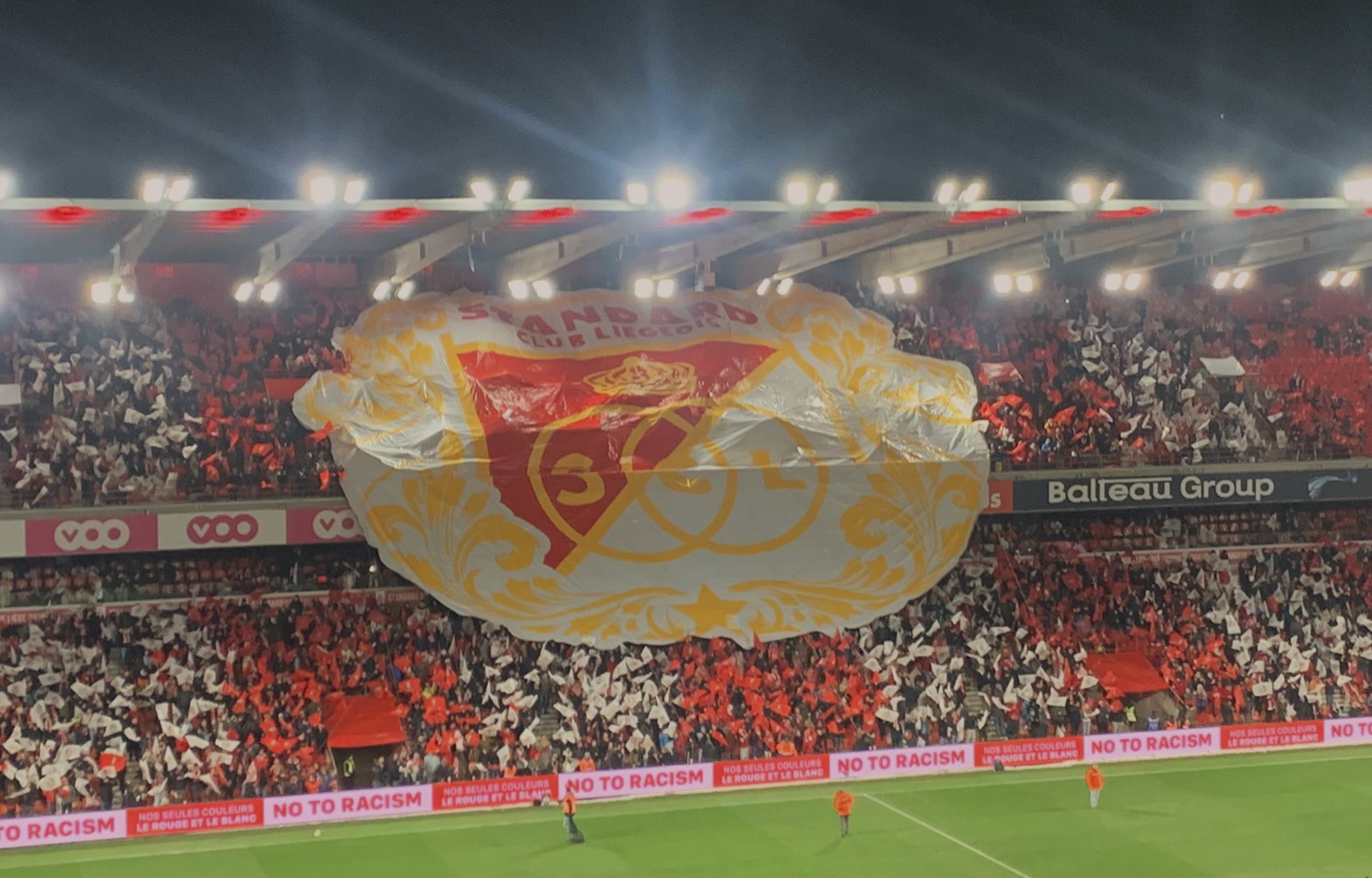 IN BEELD: Tifo 125 jaar Standard - Voetbalbelgie.be