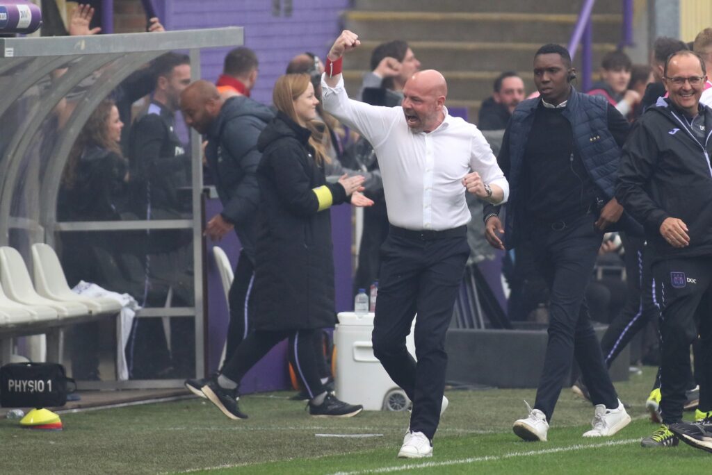 “Brian Riemer is verliefd op Anderlecht” - Voetbalbelgie.be