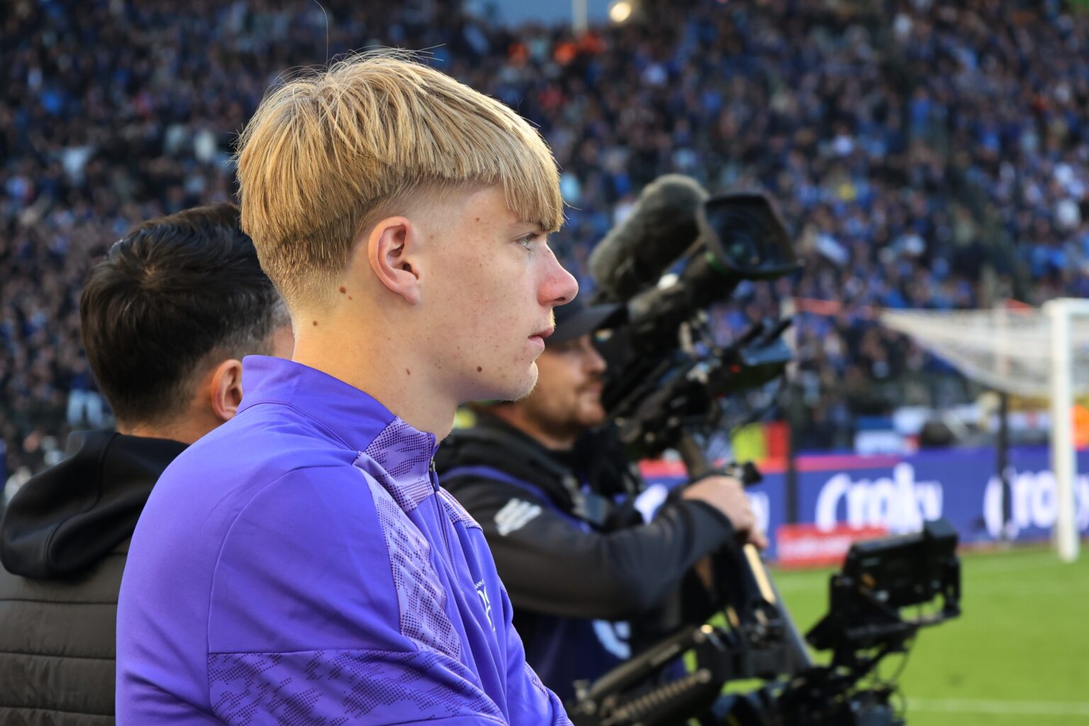 Nathan De Cat gespot bij Paris FC - Voetbalbelgie.be
